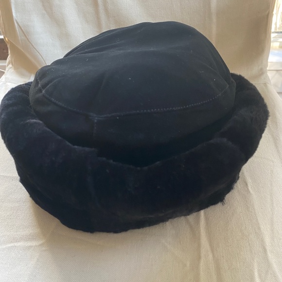 Surell | Accessories | Shearling Hat Black | Poshmark